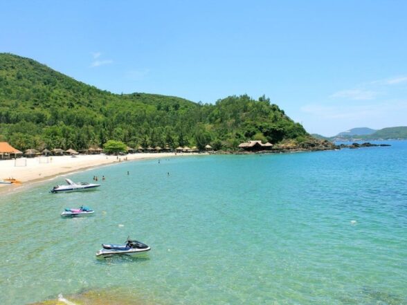 Top 10 Nha Trang Beaches: From Tranquil Sands to Vibrant Shores - Sun ...