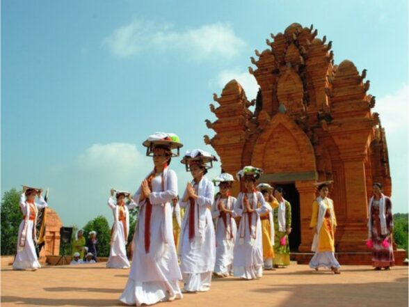 Religion in Vietnam: A Diverse Tapestry of Faith - Sun Getaways