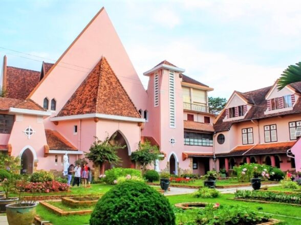 Da Lat French Architecture: Must-See Colonial Villas & More - Sun Getaways