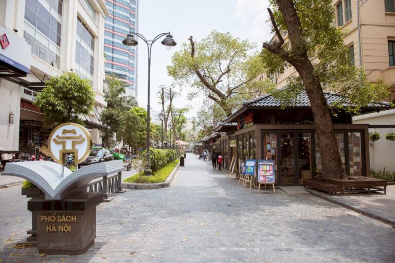 Hanoi Book Store Guide: Best Places for Book Lovers in the Capital ...