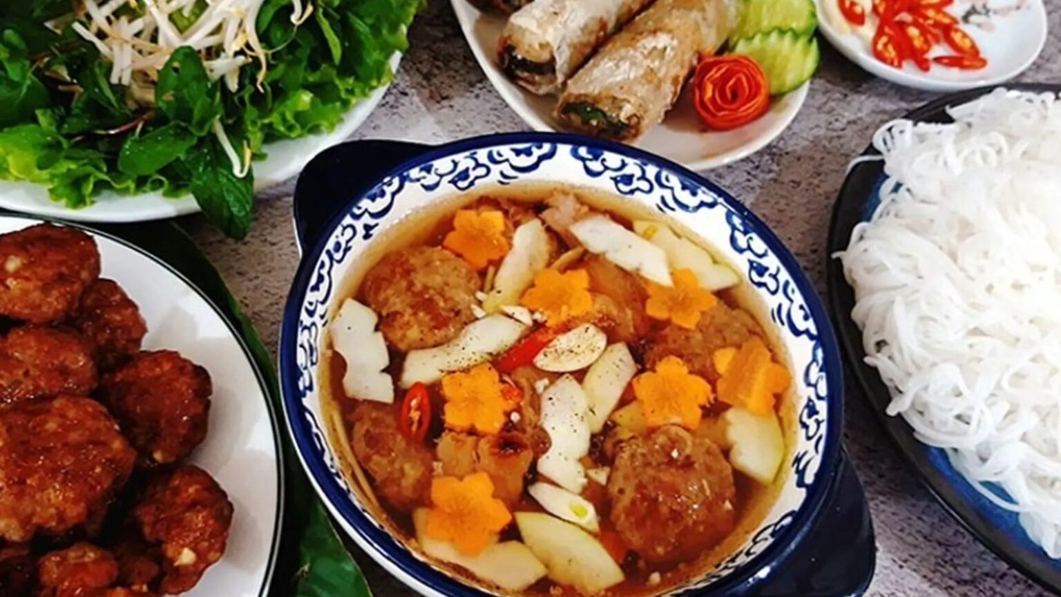 Bun cha Hanoi: Ultimate Guide to Hanoi’s Famous Street Food - Sun Getaways