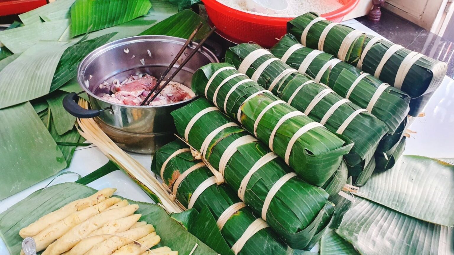 Banh Tet Vietnam: A Complete Guide to This Iconic Tet Rice Cake - Sun ...