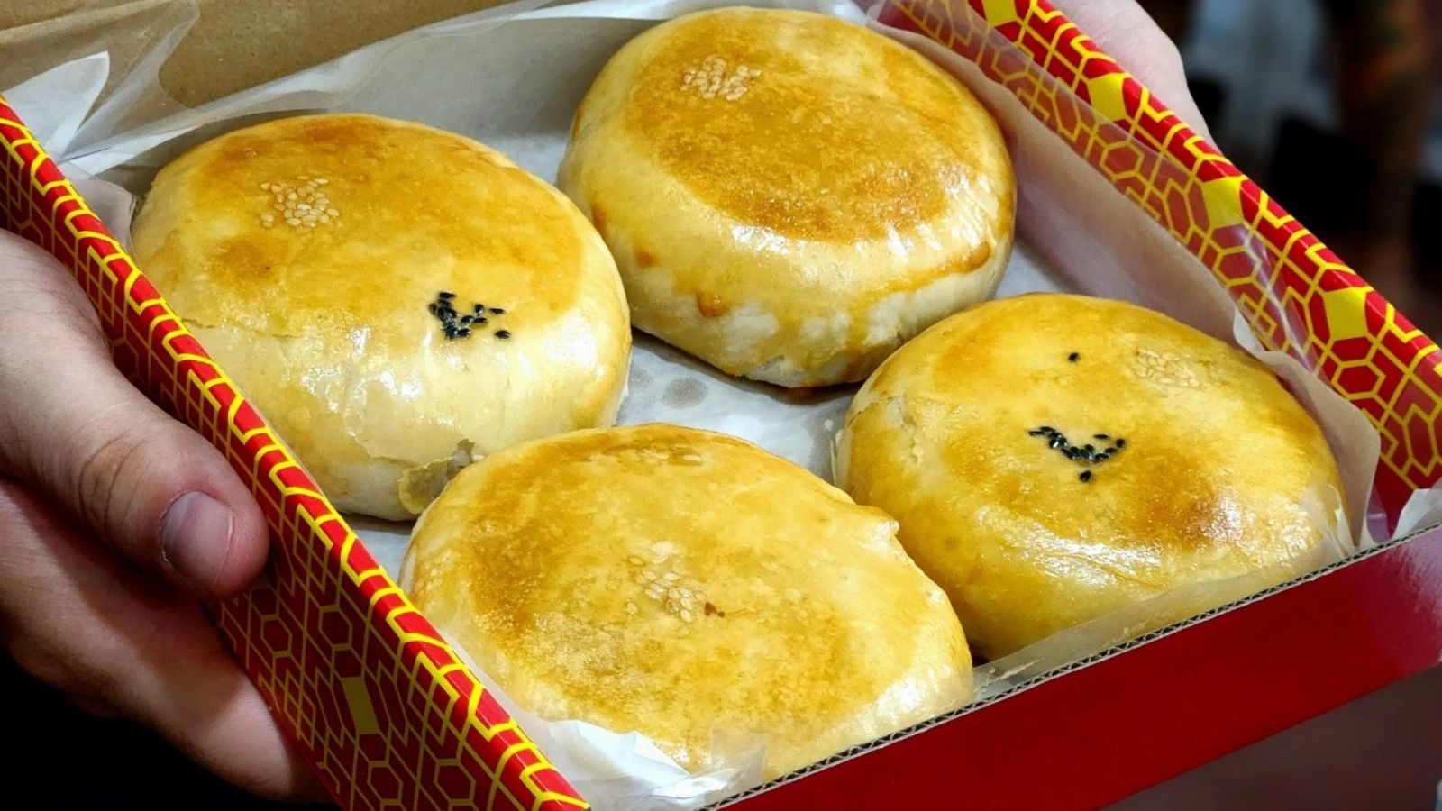 Vietnamese Pia Cake: Why Travelers Love This Southern Dessert - Sun ...