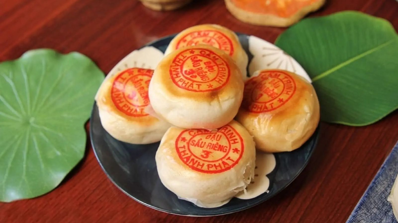 Vietnamese Pia Cake: Why Travelers Love This Southern Dessert - Sun ...