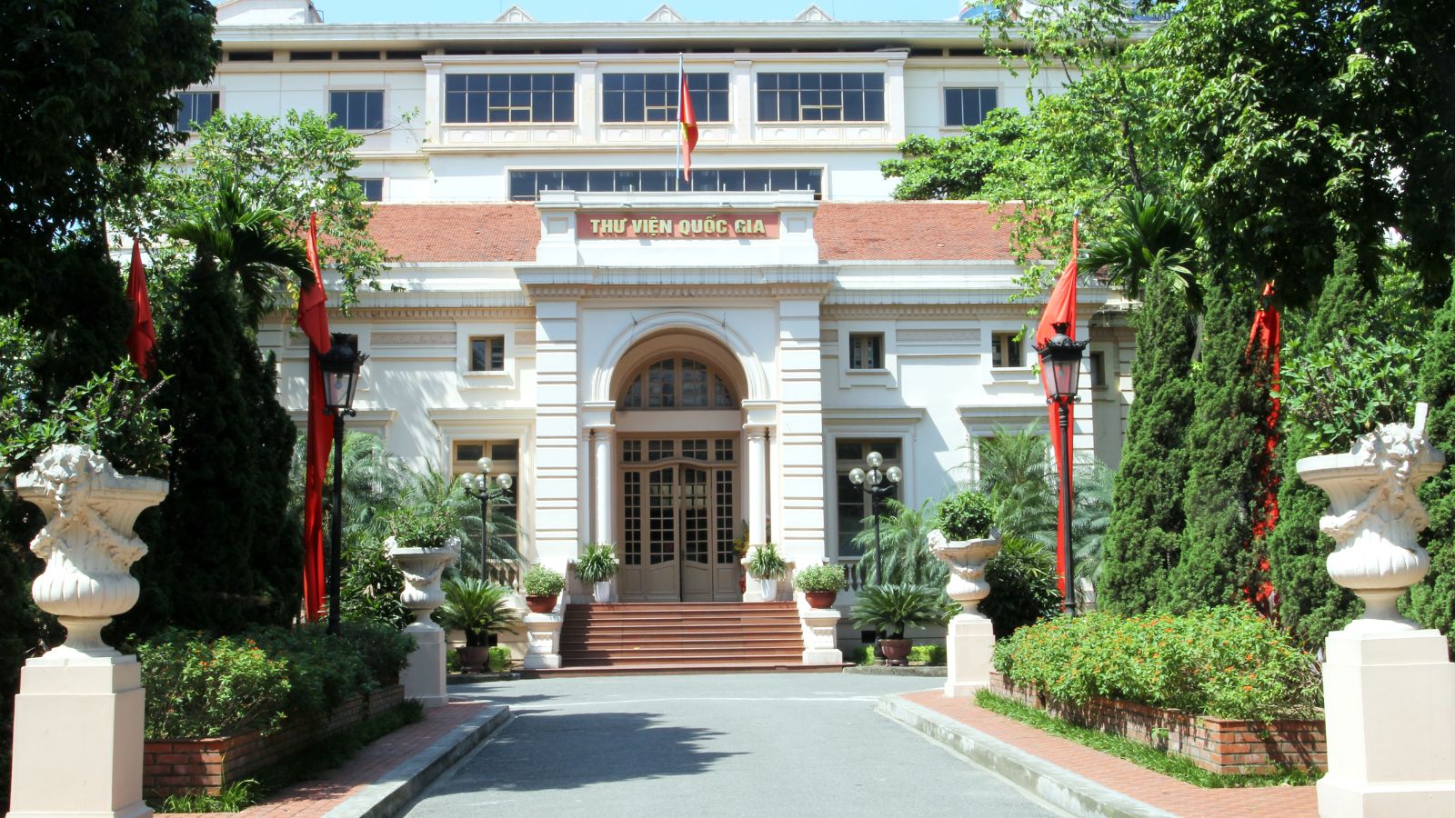 Top Famous Libraries in Vietnam for Cultural Travelers - Sun Getaways